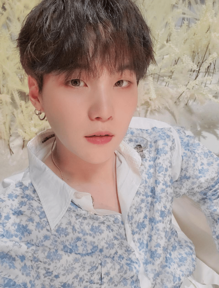 BTS Community Post - D - 7 for savage king SUGA Birthday 🎂