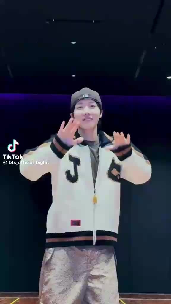 BTS Community Post - #jin #jhope Jin did a Tik Tok with hope cutie 💜😍 supporting Hyung Line 💜🩷🫶