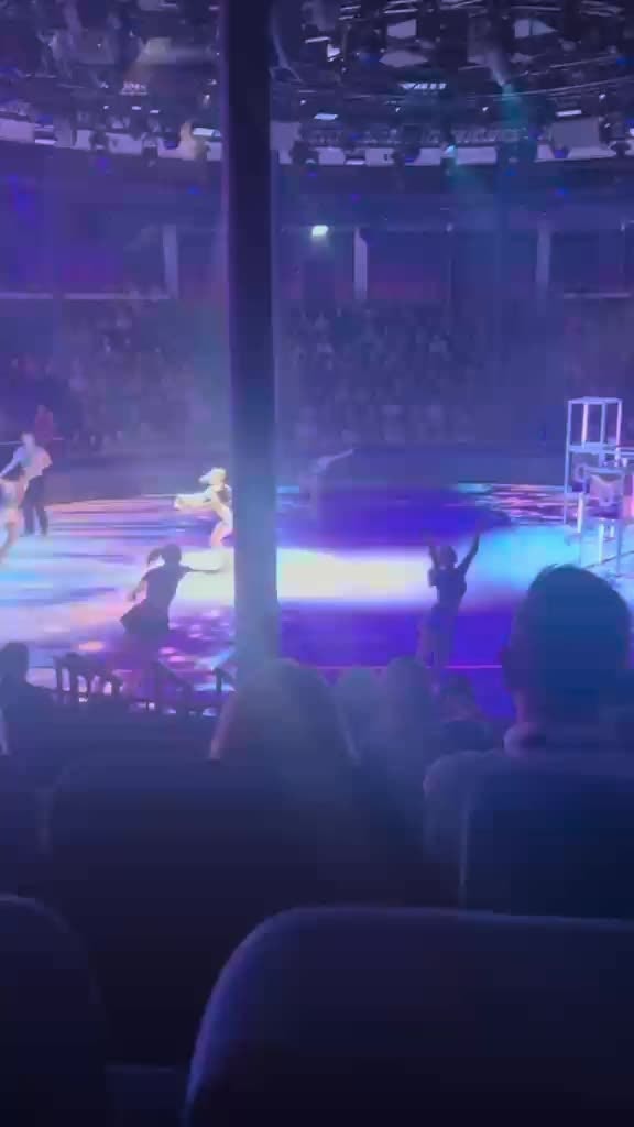 KATSEYE Community Post - lara raj reference??