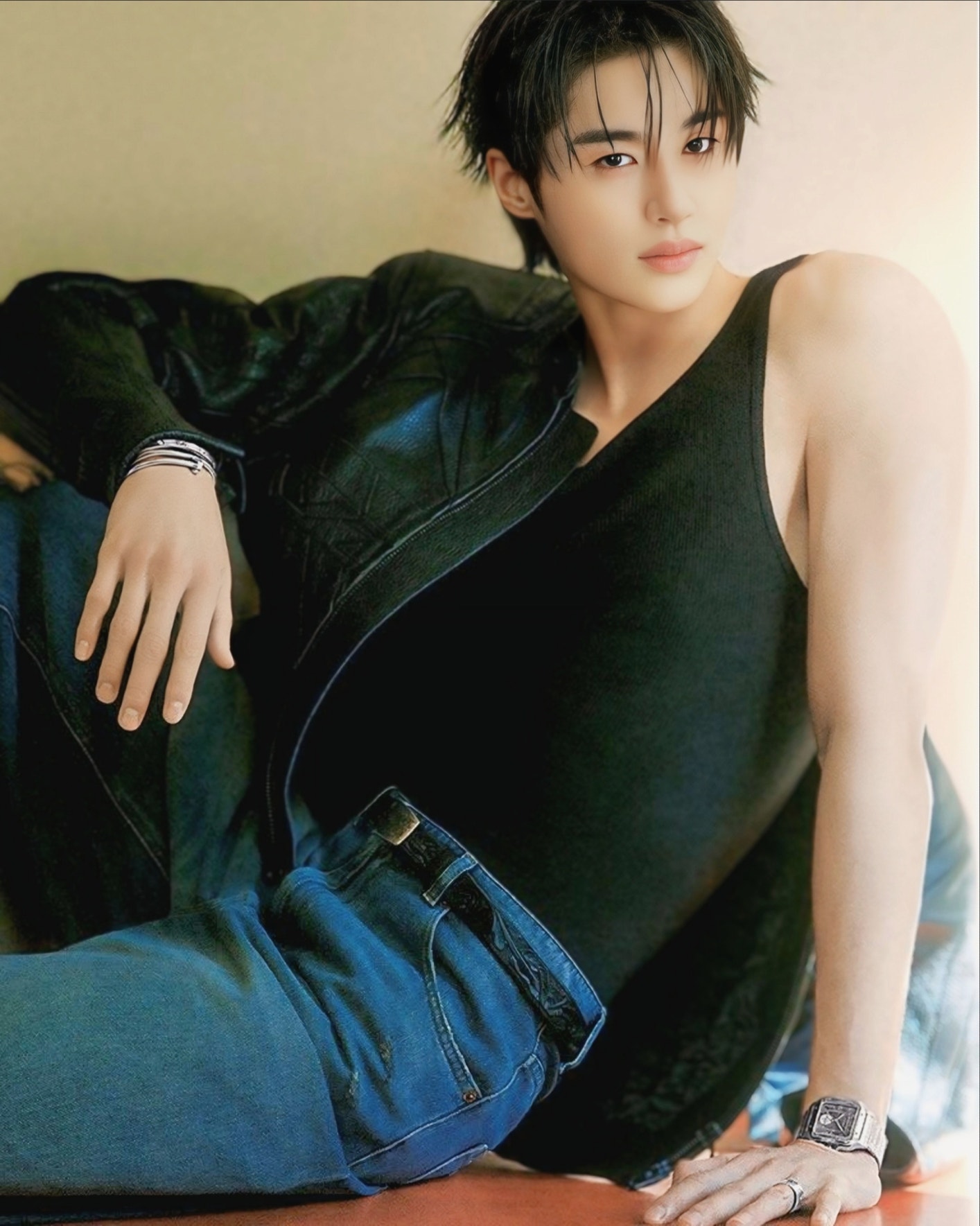 BYEON WOO SEOK Community Post - wkorea IG (2) 🔸보정 :Edited 🔸 Vol. 4 Wonderful 4 different cover ...