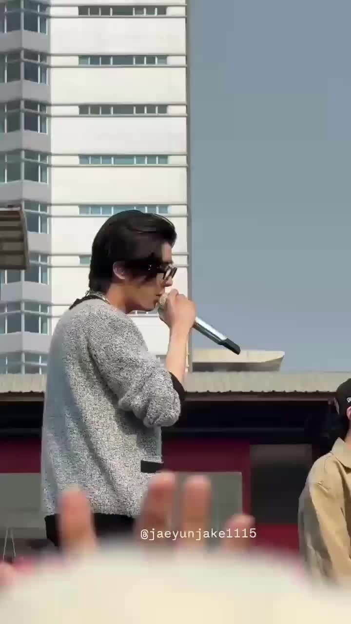 ENHYPEN Community Post