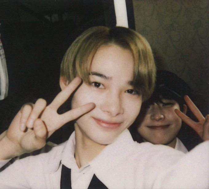 ENHYPEN Community Post - Happy SunKi day!🦊🐤🤍