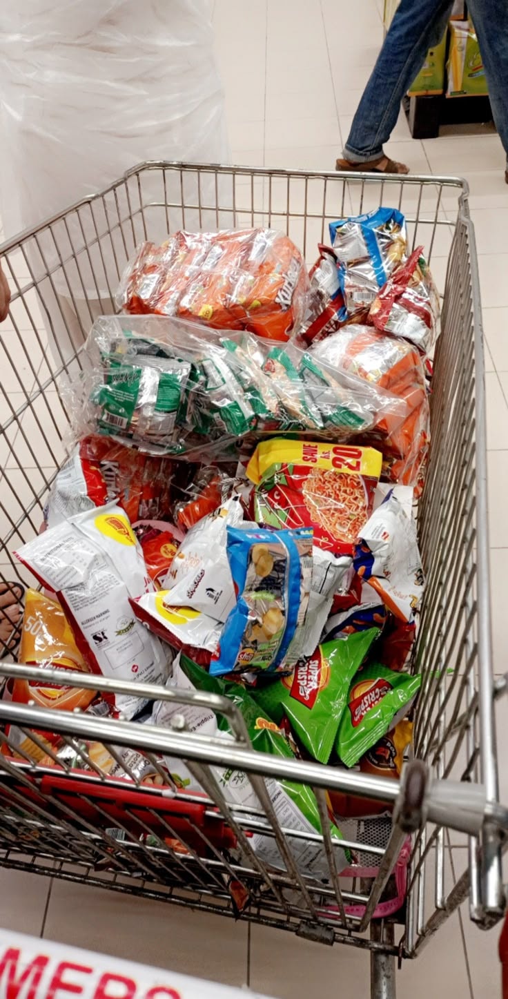 BLACKPINK Community Post - When I'm going for shopping with my Bro🤭💙