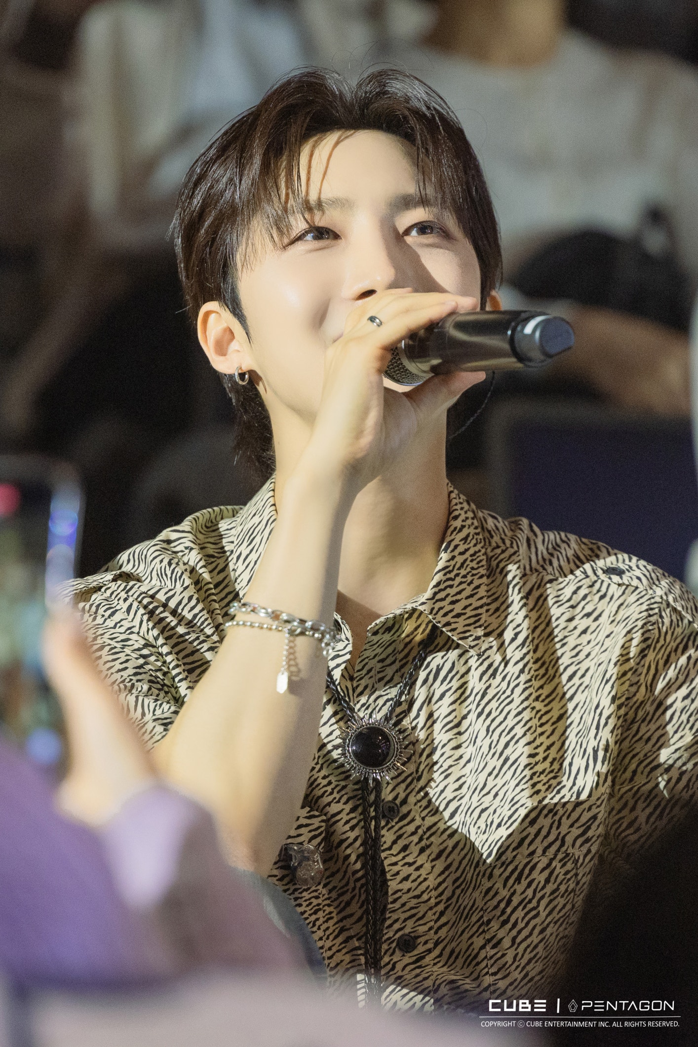 Weverse PENTAGON Image - 후이 비하인드