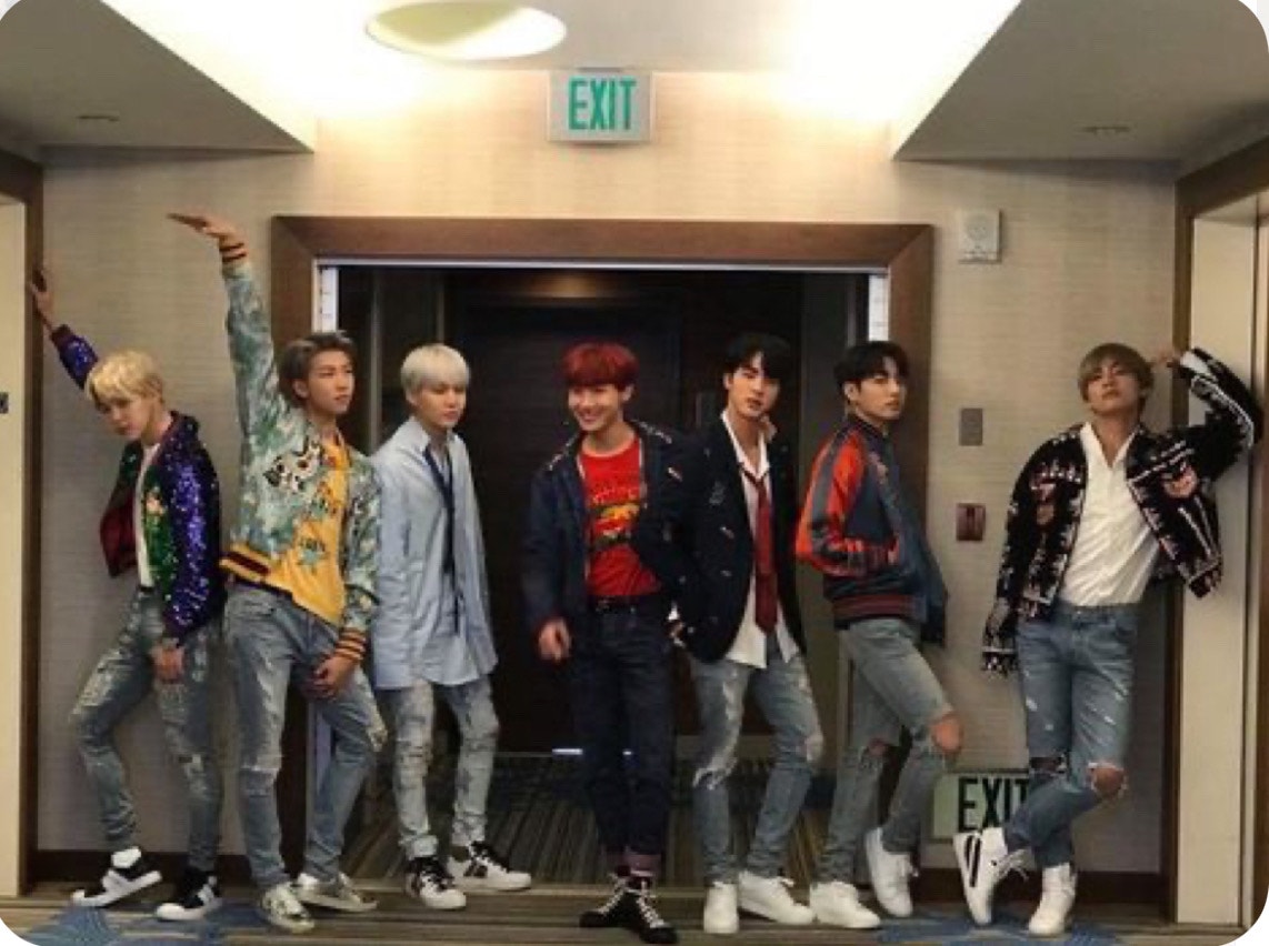 BTS Community Post - #dear_bts_from_army Have a nice day🥇👑⭐️🫡