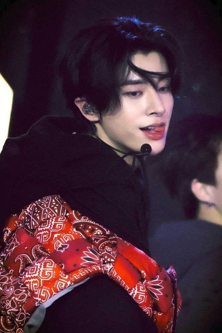 ENHYPEN Community Post - Jakey Jakey is sooour handsome