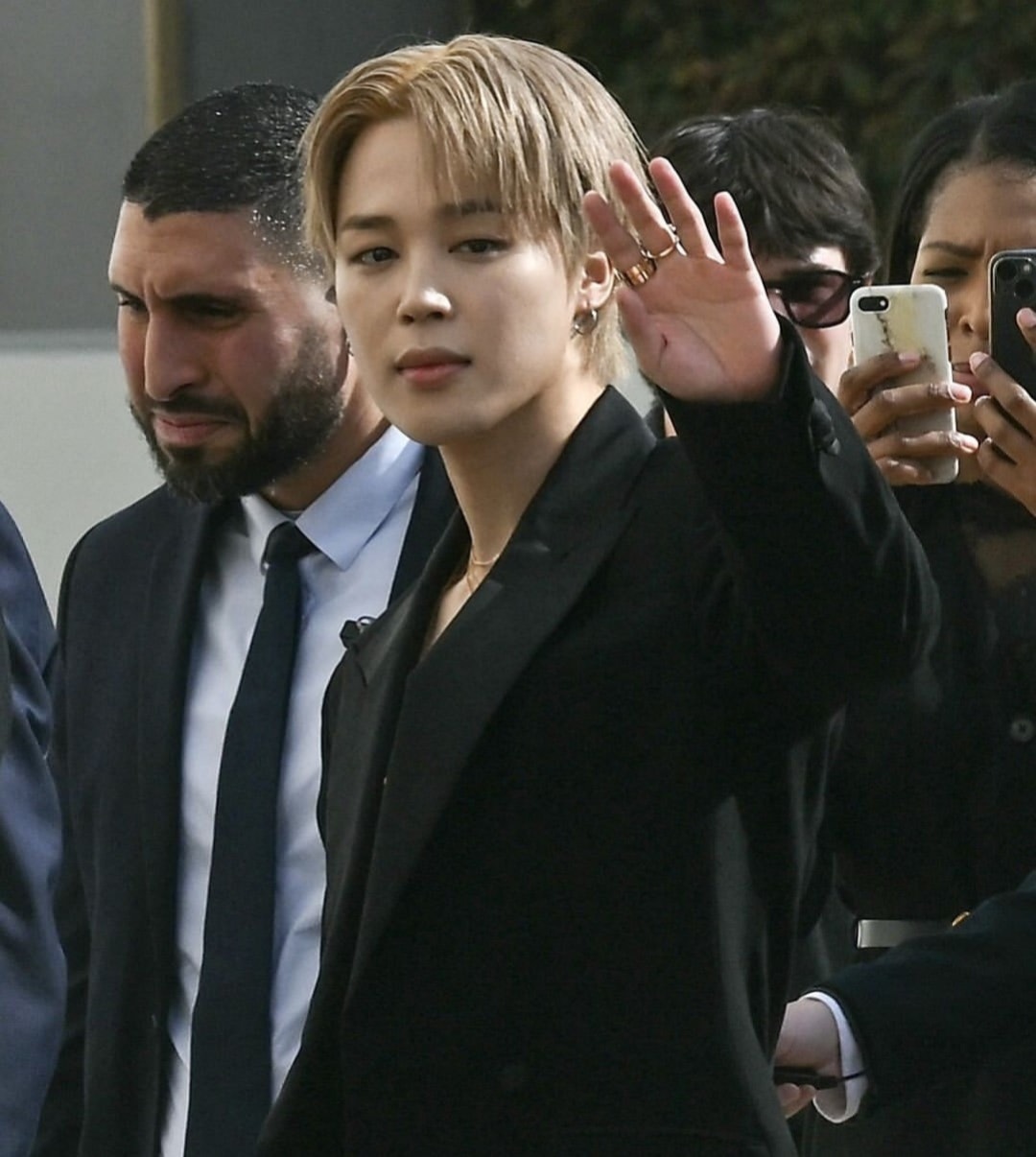 BTS Community Post - 6/7 BTS fashion week 2025