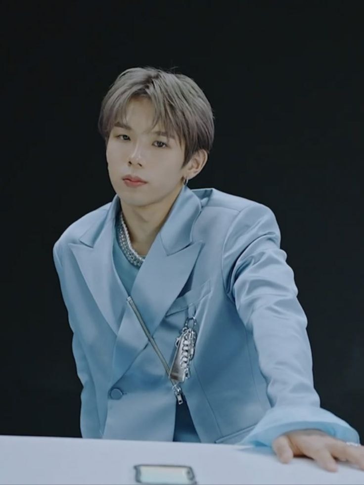 RIIZE Community Post - Happy 5 years with the person who brought me here 🧡 Five years ago, I ...