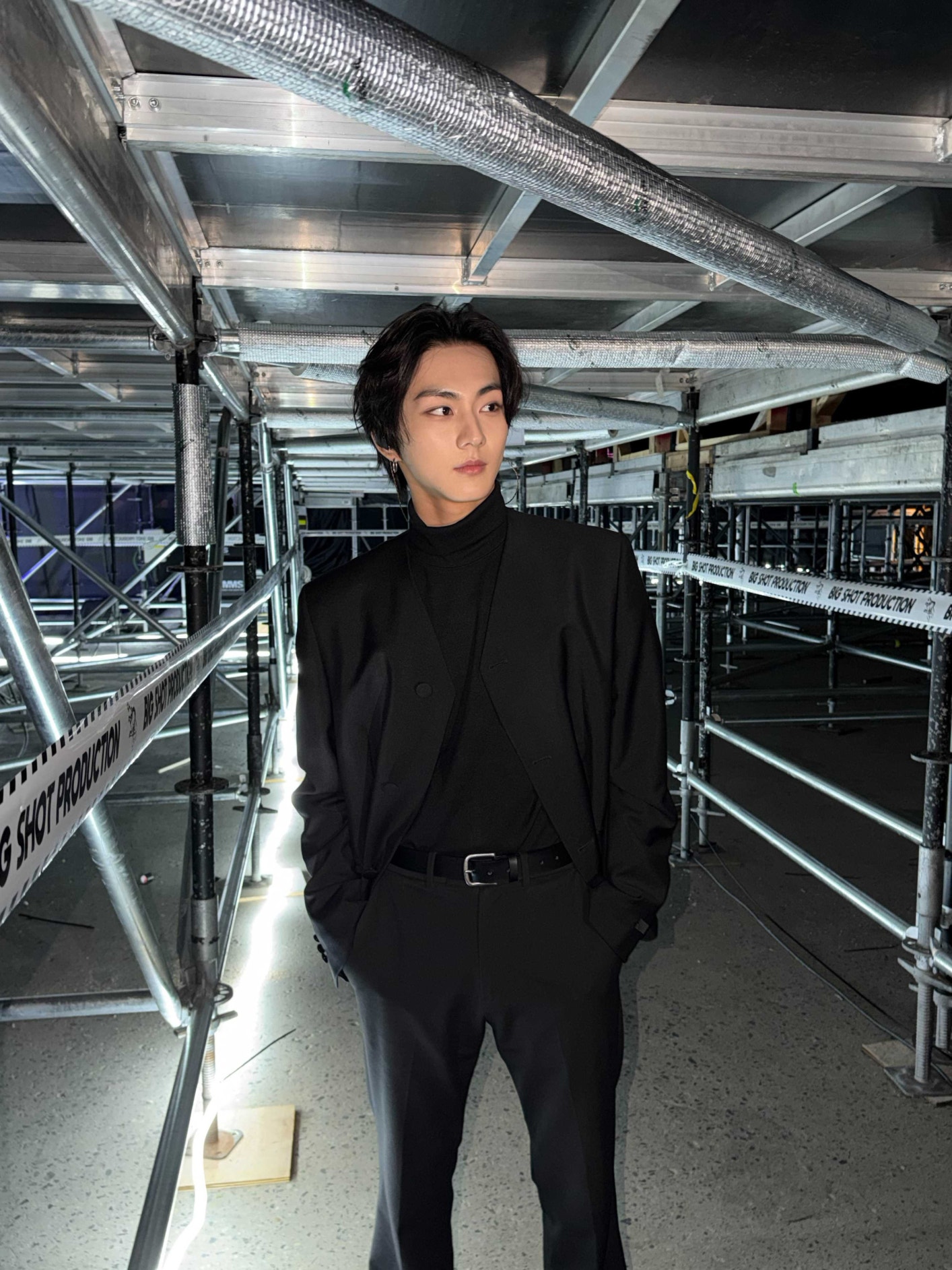 ENHYPEN Community Post - IM DEAD OVER HIMMM AHHHH