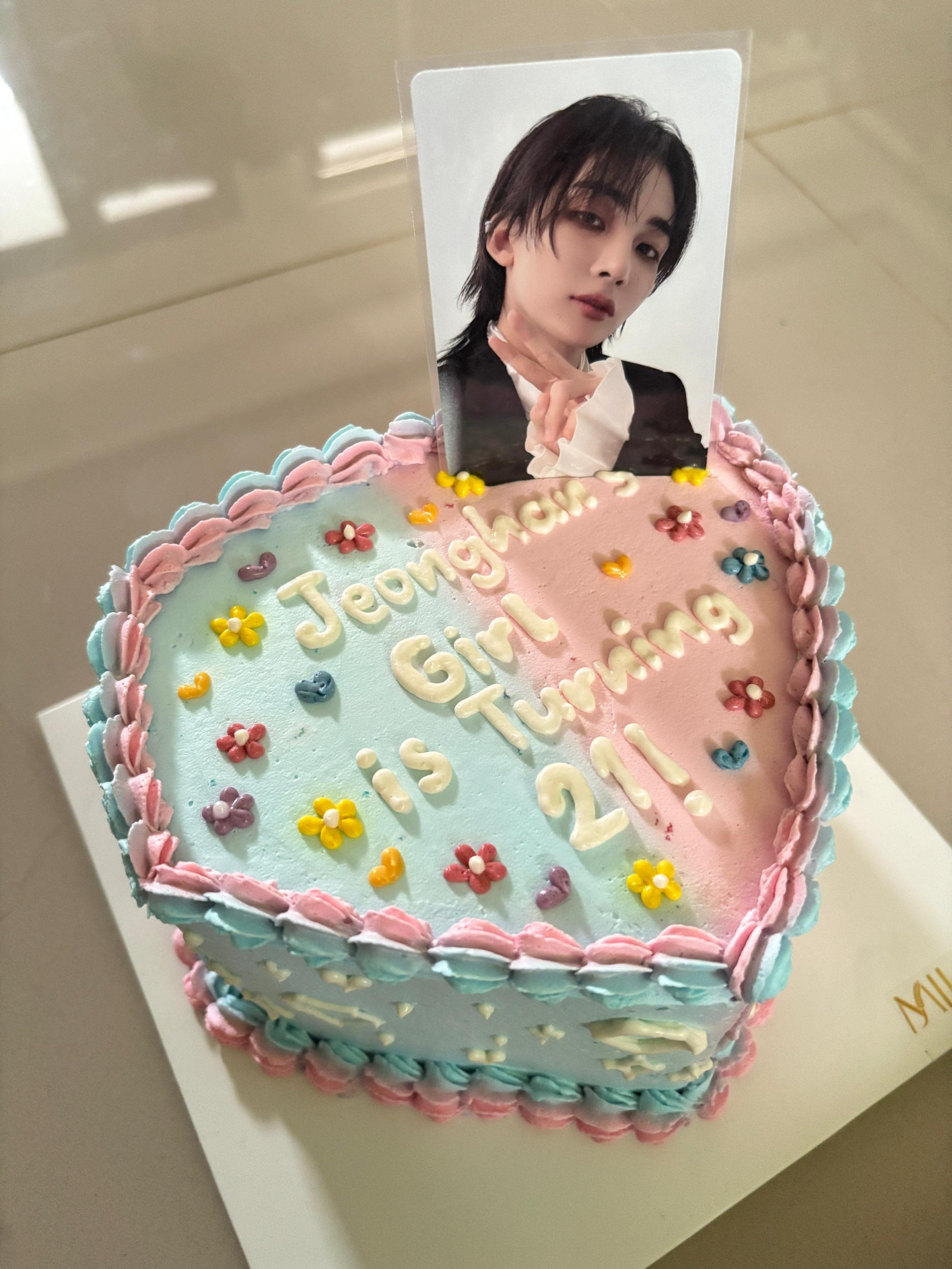 SEVENTEEN Community Post - birthday + beautiful cake + beautiful ...