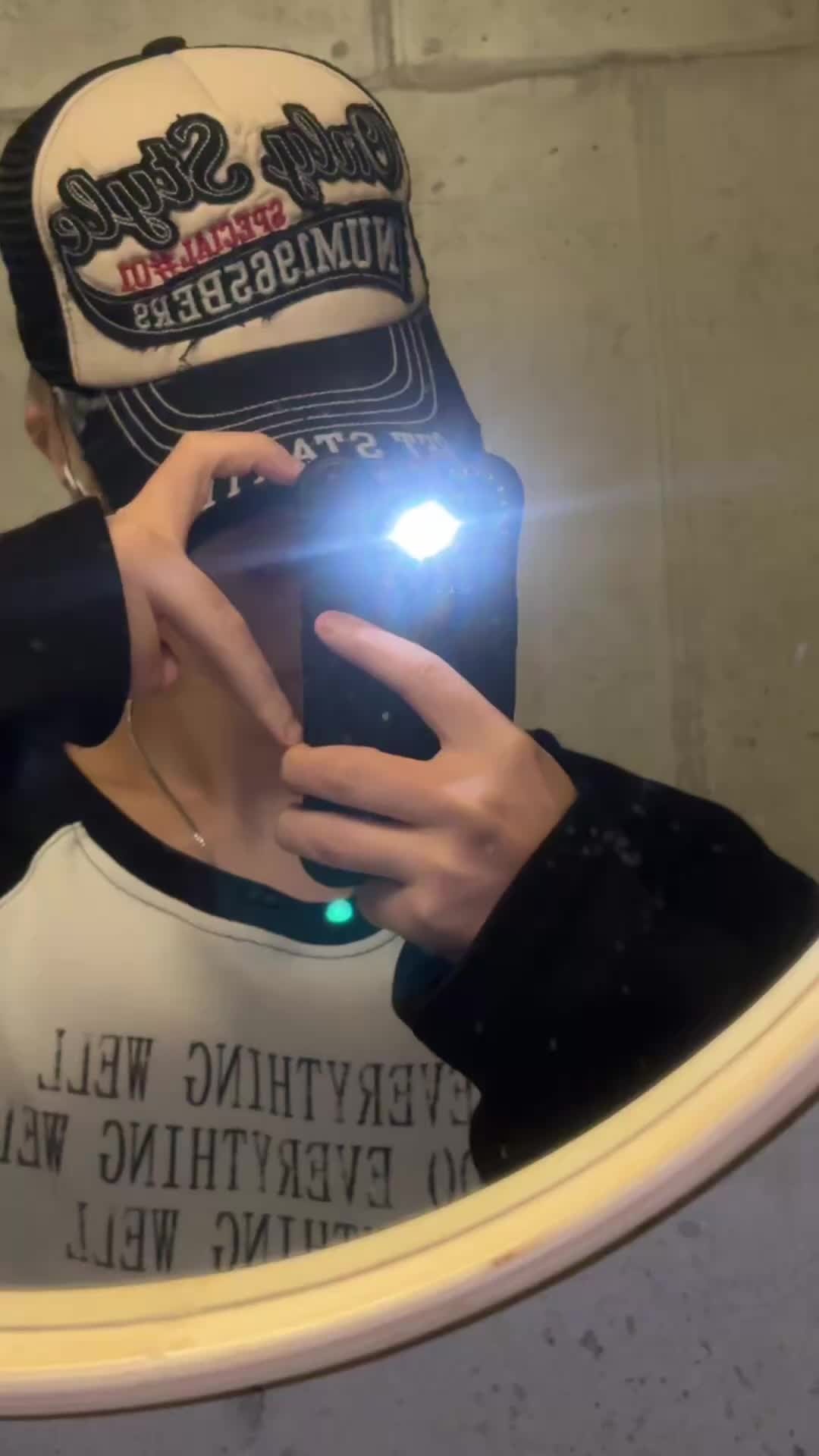 AHOF Community Post - 2025.12.11 포하 ️☃️🩵 - JUWON