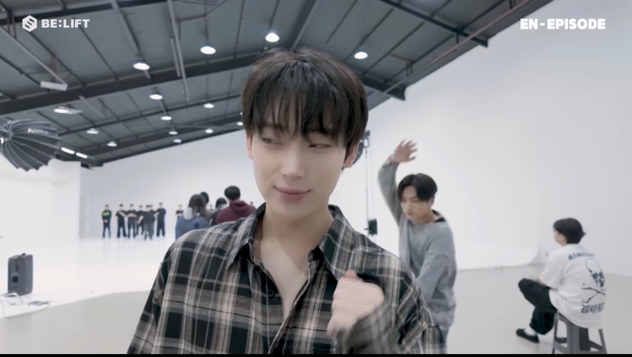 ENHYPEN Community Post - Our Sunoo's so used to itt..Save this Kim from ...