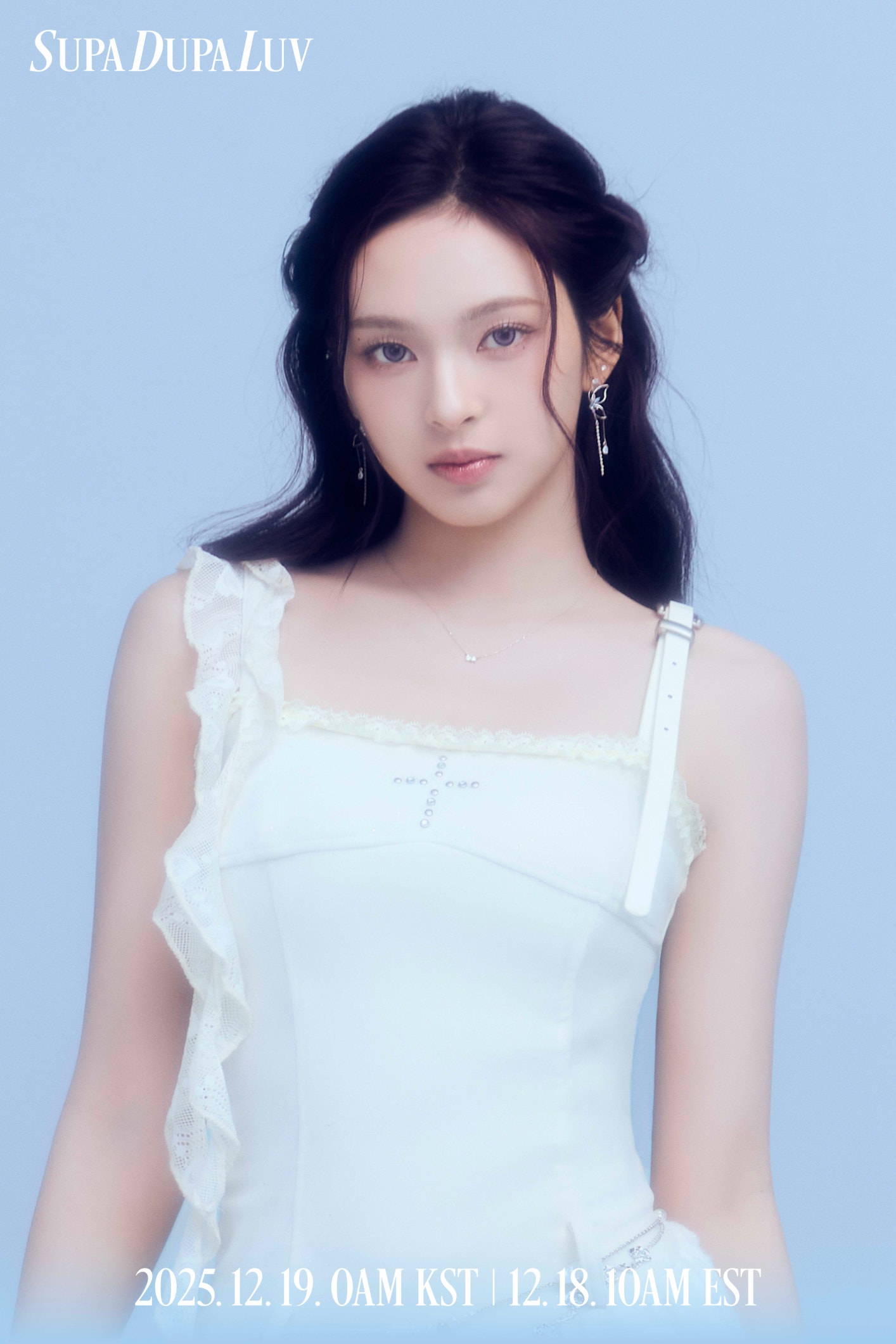 Weverse BABYMONSTER Image - [WE GO UP] ‘SUPA DUPA LUV’ VISUAL PHOTO | CHIQUITA