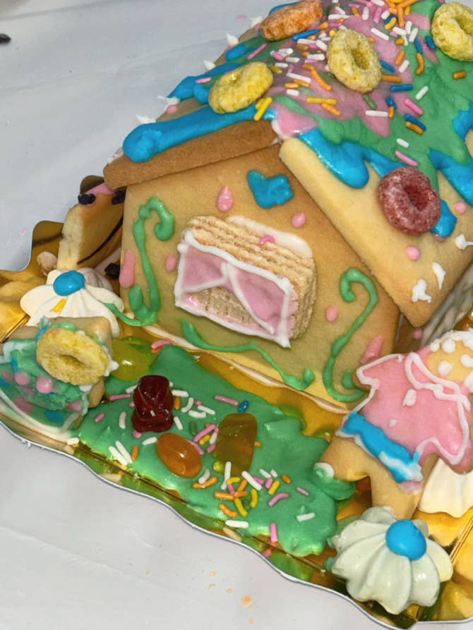 UNIS Community Post - ˖° merry unismas eve ~! ⋆.˚˖࿔ ft. BANGCA HOUSE 😎🎀 ...