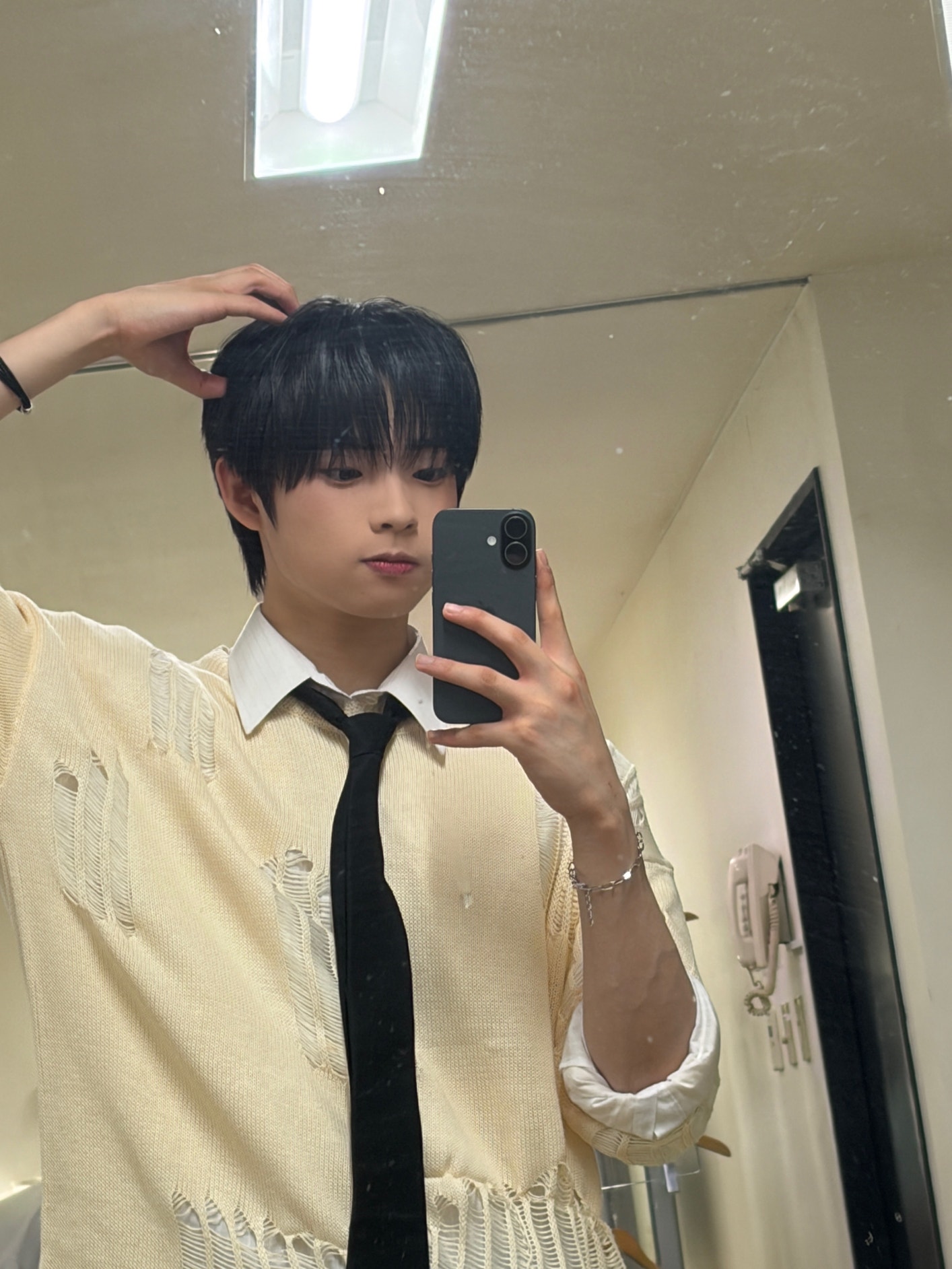 TIOT Community Post - 로티~~~💕💕 2025년도의 마무리를 로티와 함께 해서 진짜 진짜 행복했어요💕 2026년 ...