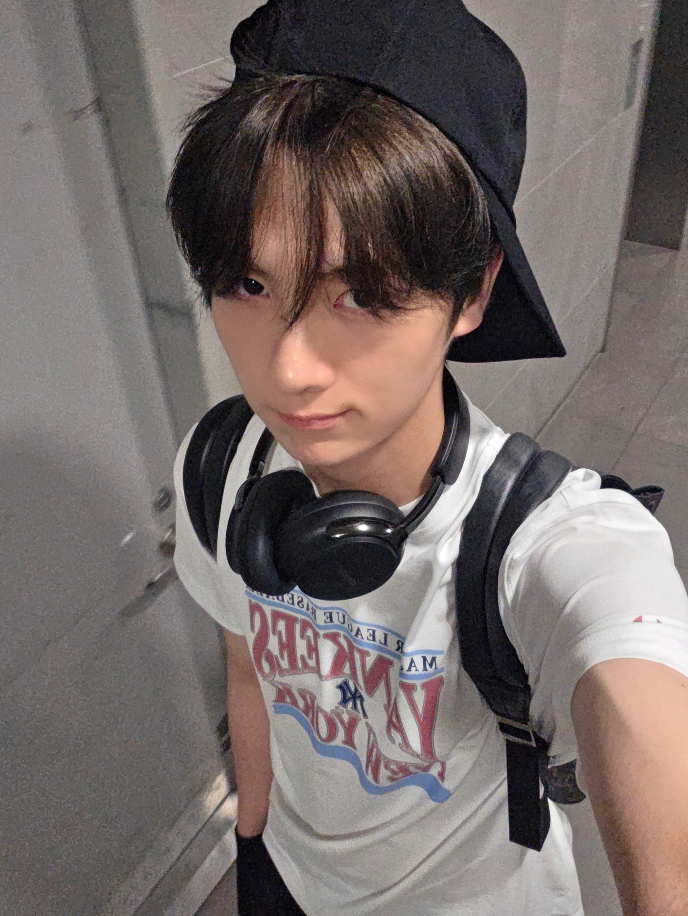 TWS Community Post - 나는야 골목대장 우하하 - YOUNGJAE