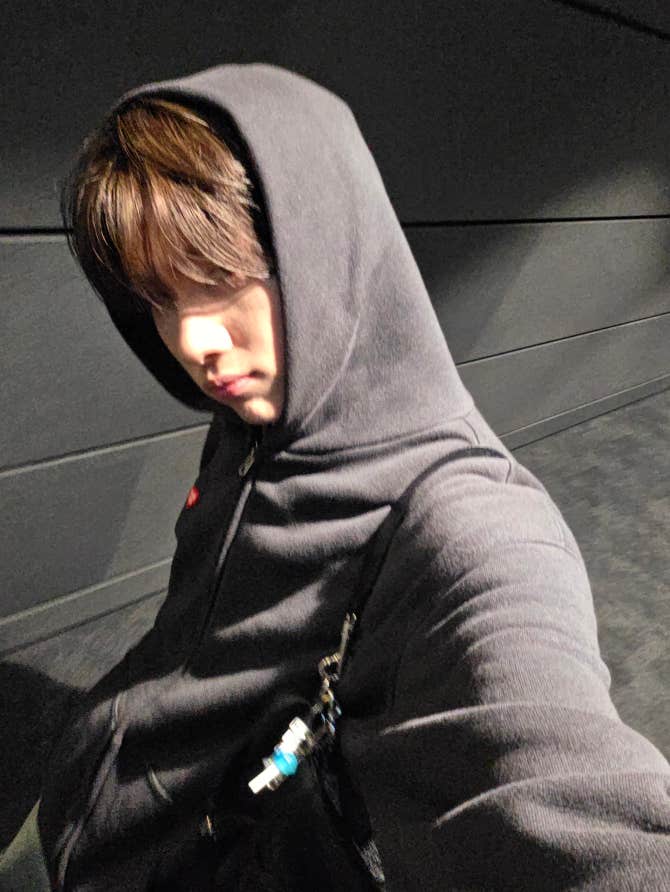 TWS Community Post - 사옥 야호~😅 - YOUNGJAE