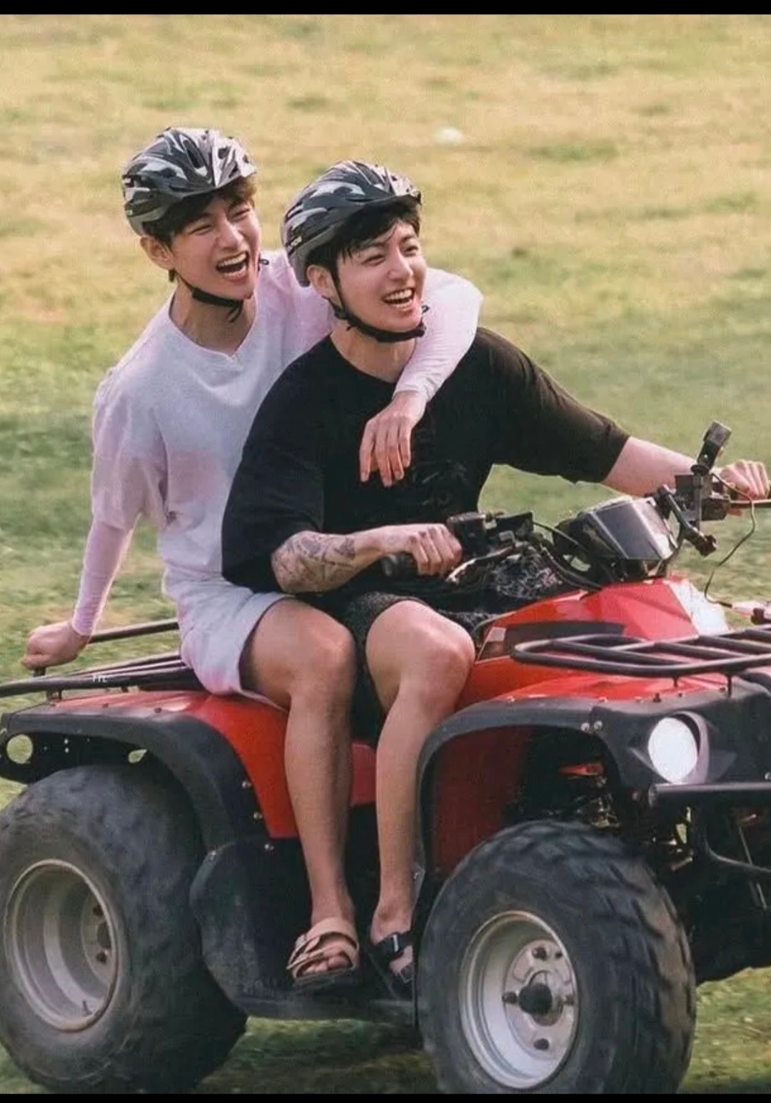 BTS Community Post - Cute 🥰 JV 🫶 ️💜💜💜💜💜